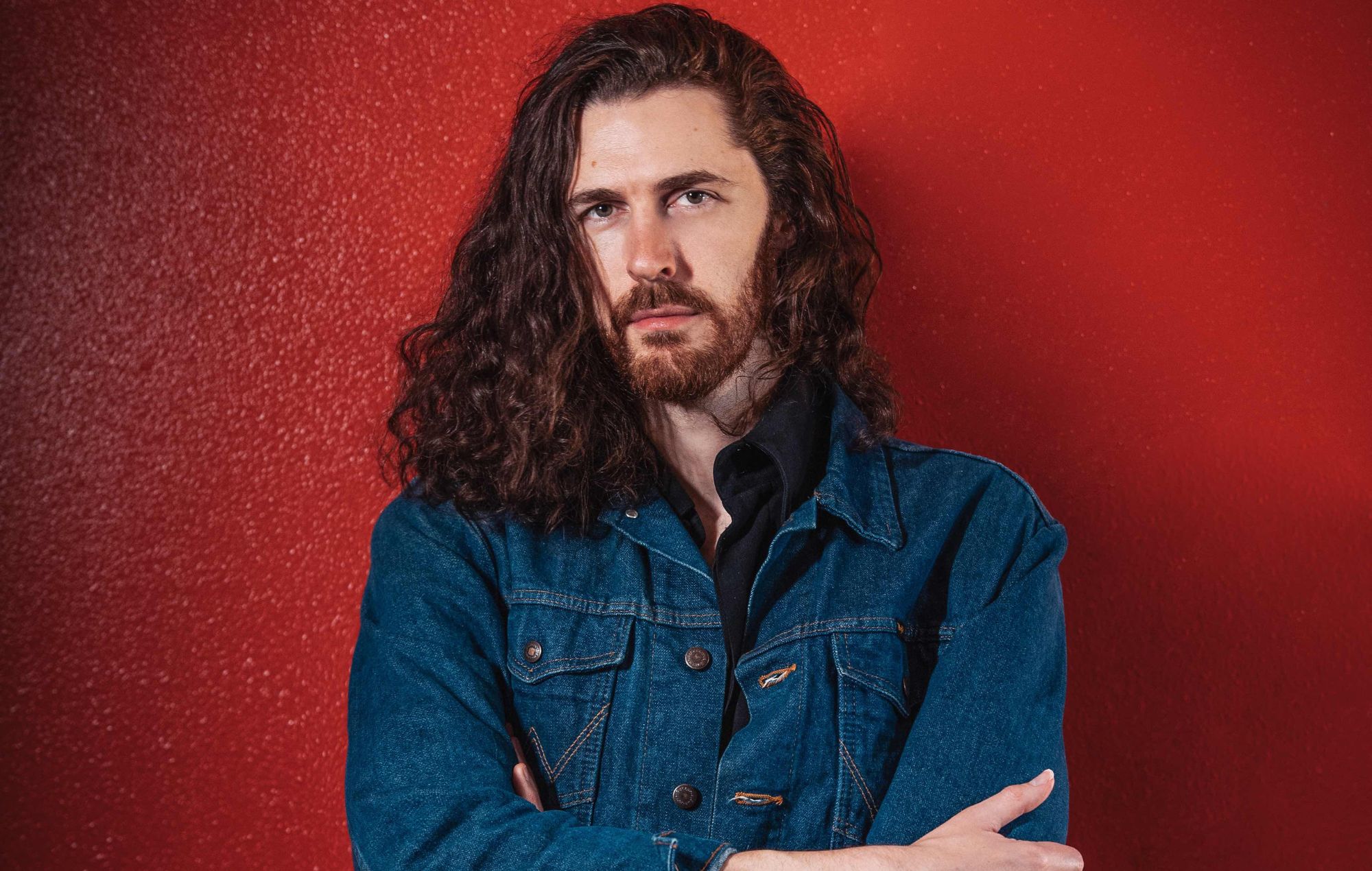 Listen to Hozier’s surprise "Unheard EP" of new songs | TopHit ...