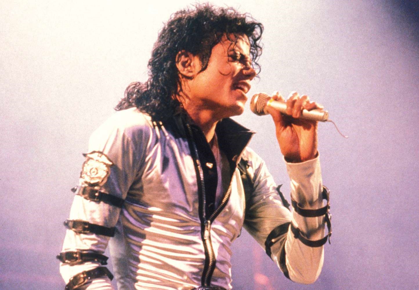 Michael Jackson’s Estate Cleared to Proceed with $600 Million Sony Deal ...
