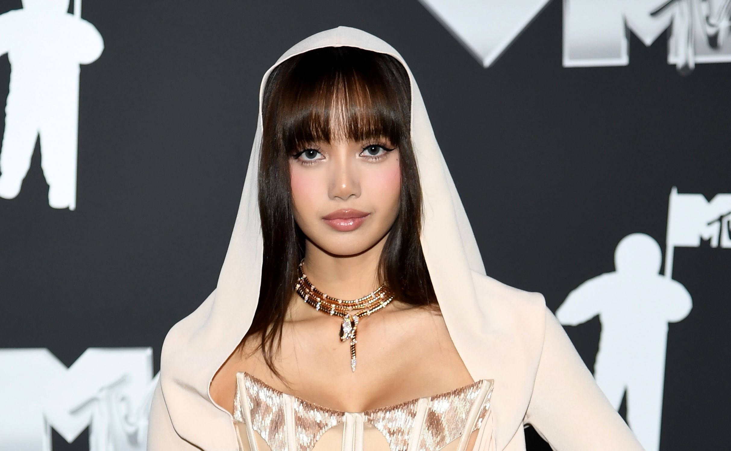 LISA of Blackpink Returns to Spotify with New Hit | TopHit - Highway To ...