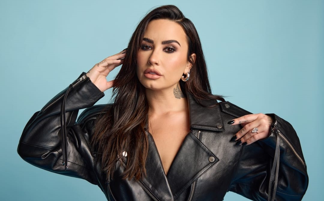 Demi’s Back, and She’s Moving "Fast" Up the Charts | TopHit - Highway ...
