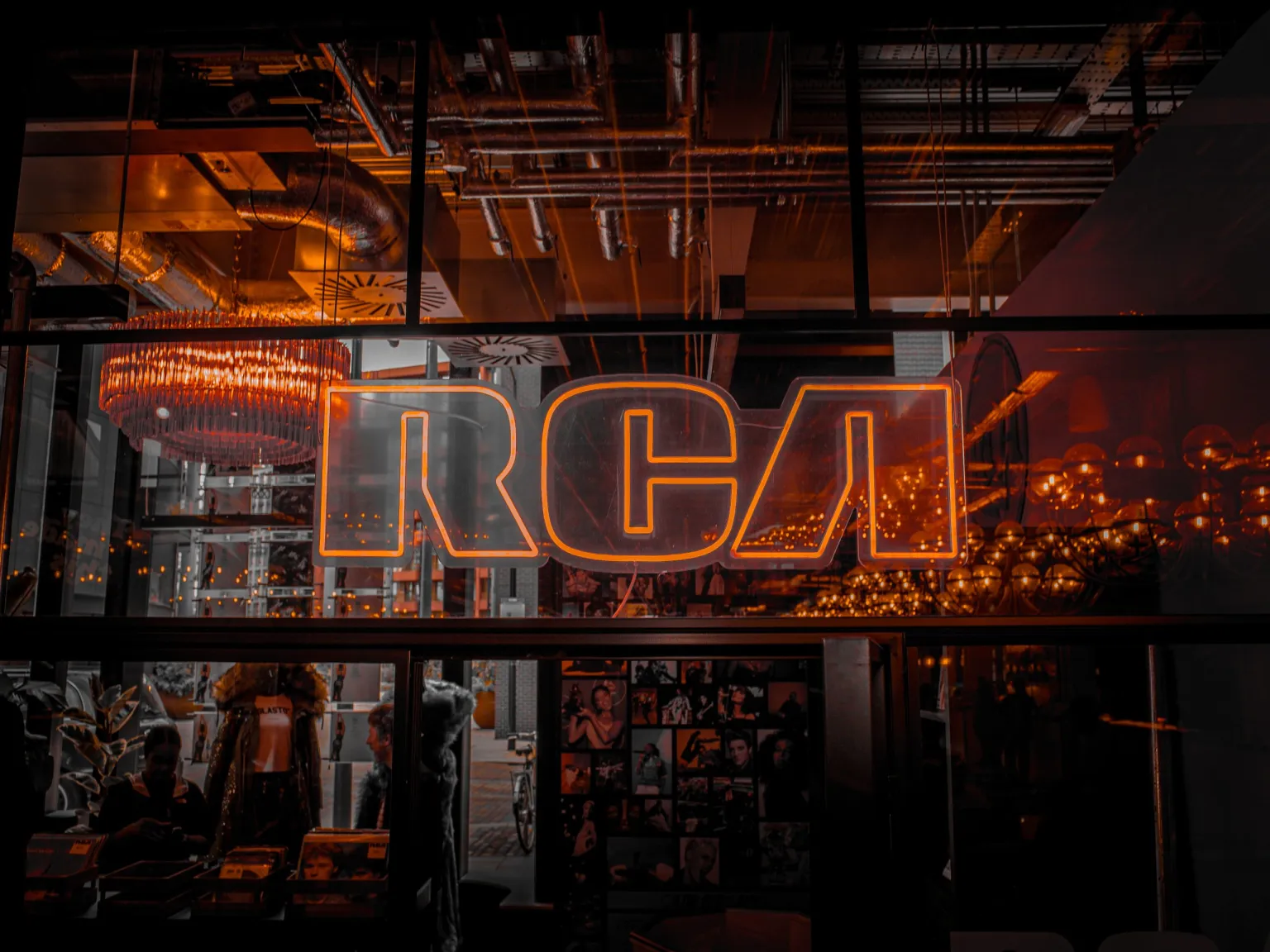 RCA Records UK Opens Its Own Pop-Up Store in London | TopHit - Highway ...