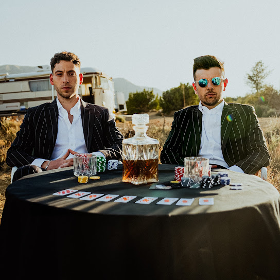 New Heart – Crash Adams | TopHit - Highway To Airplay