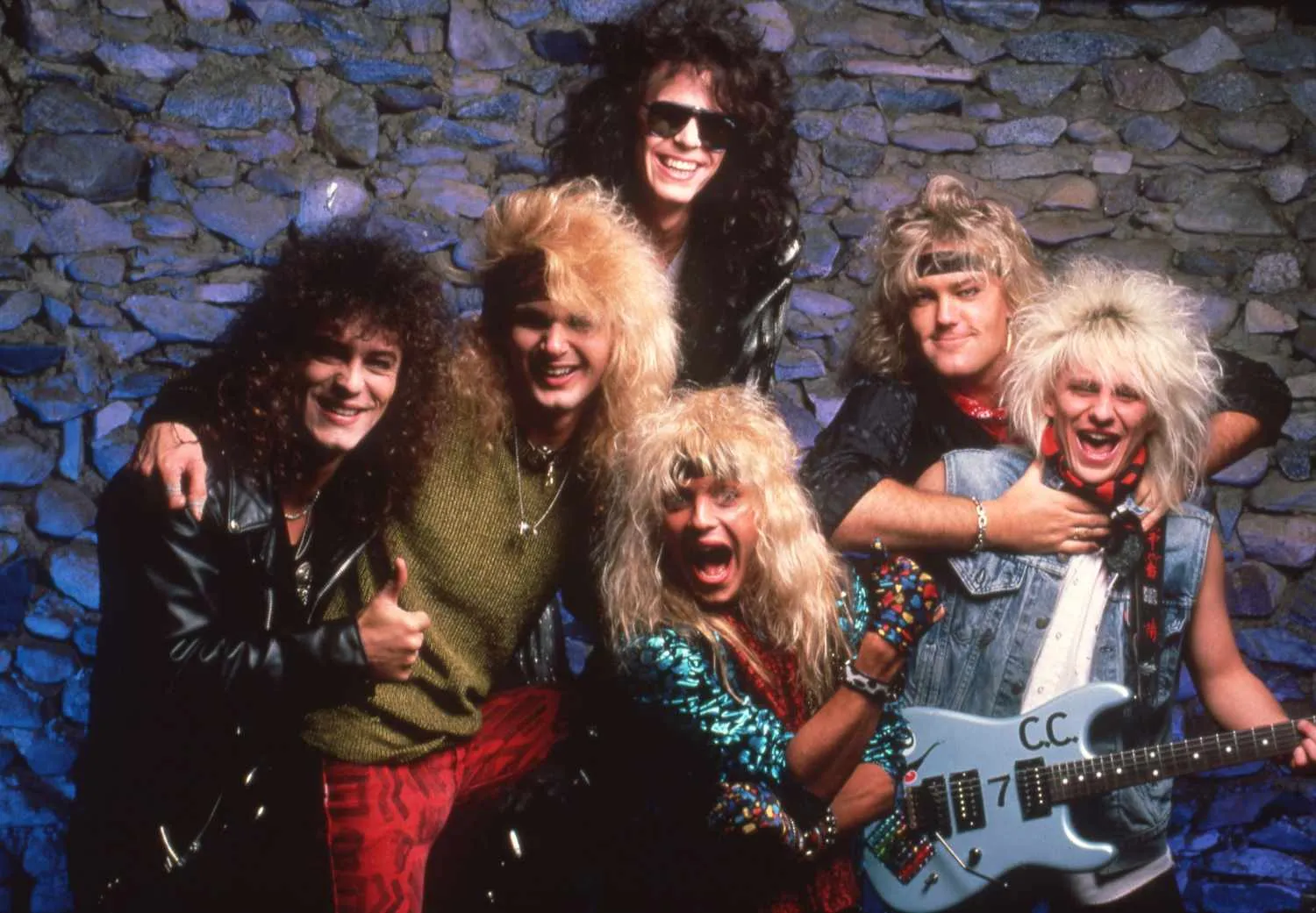 Poison’s 40th Anniversary Tour Implodes Over Money | TopHit - Highway ...